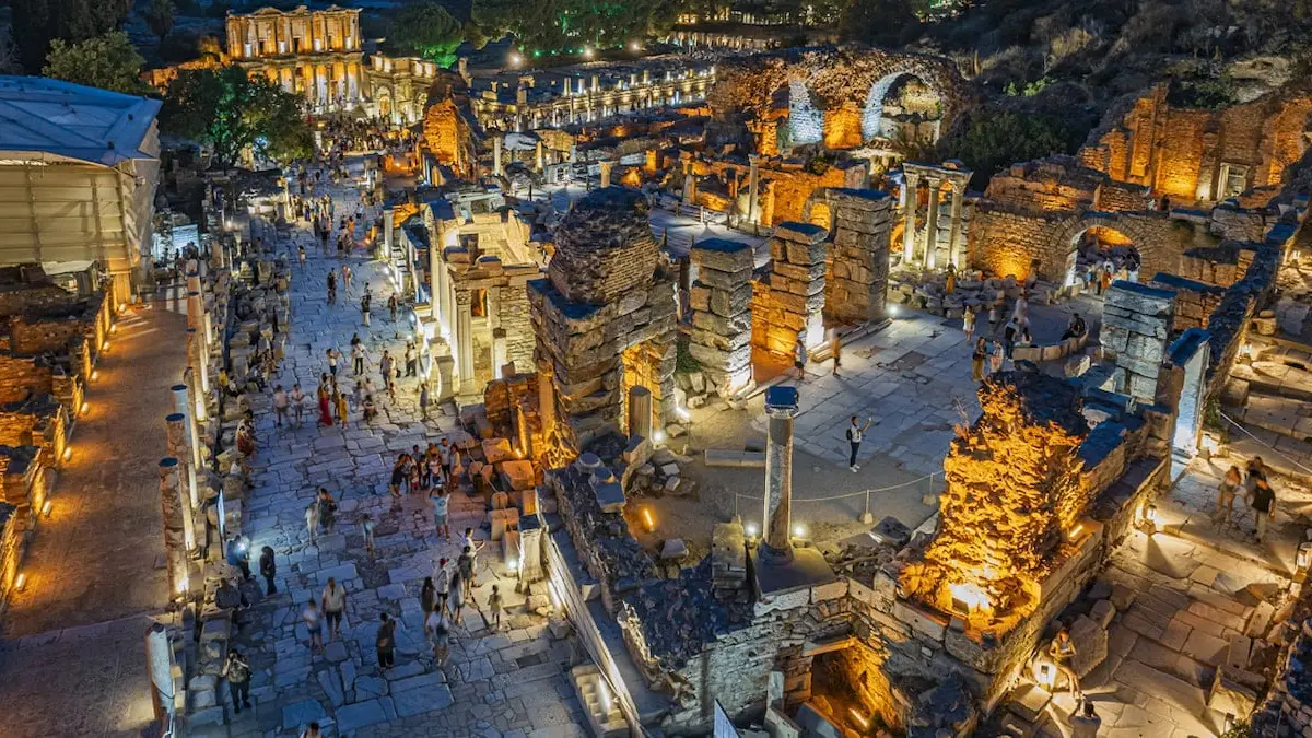 Efes Antik Kenti'nde Gezilmesi Gereken Yeni Rota! - Medya Alemi